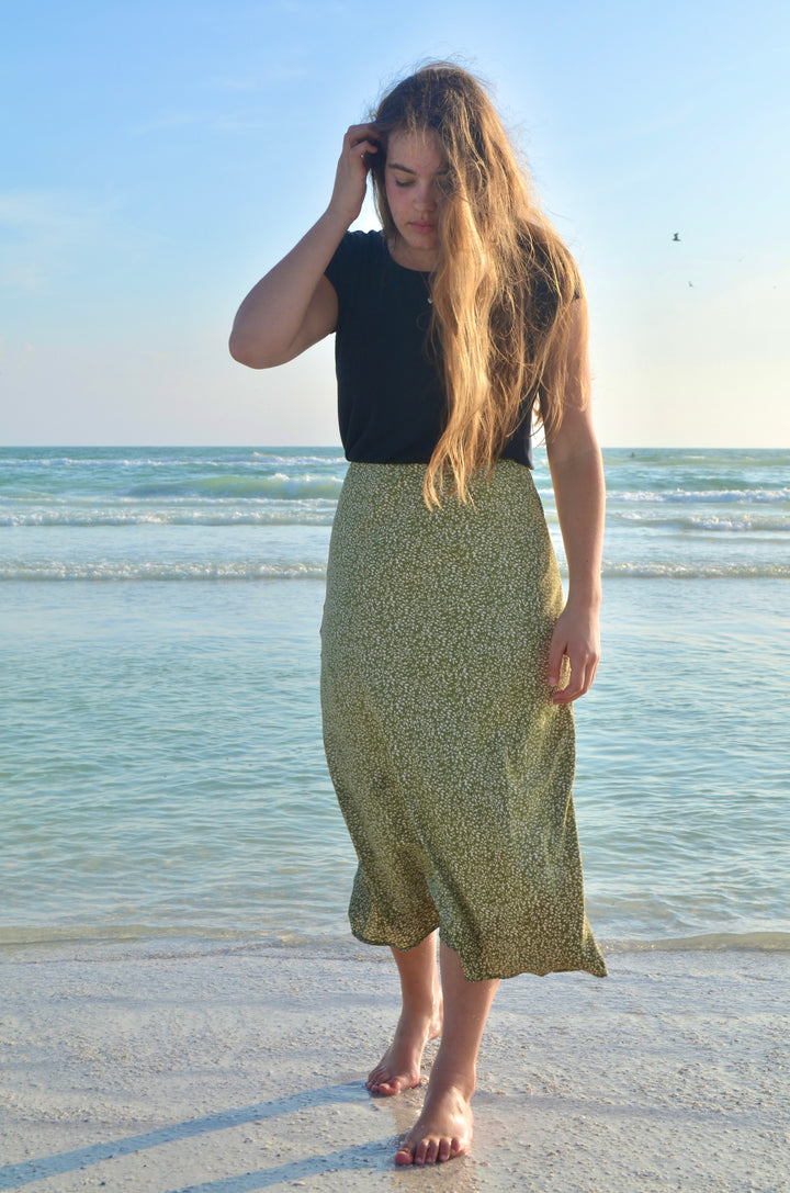 Rewind Fashions - Stylish, comfortable, modest clothing for women